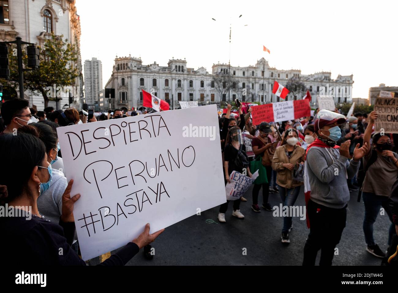 Marcha de Protesta. Lima, Peru Stock Photo - Alamy
