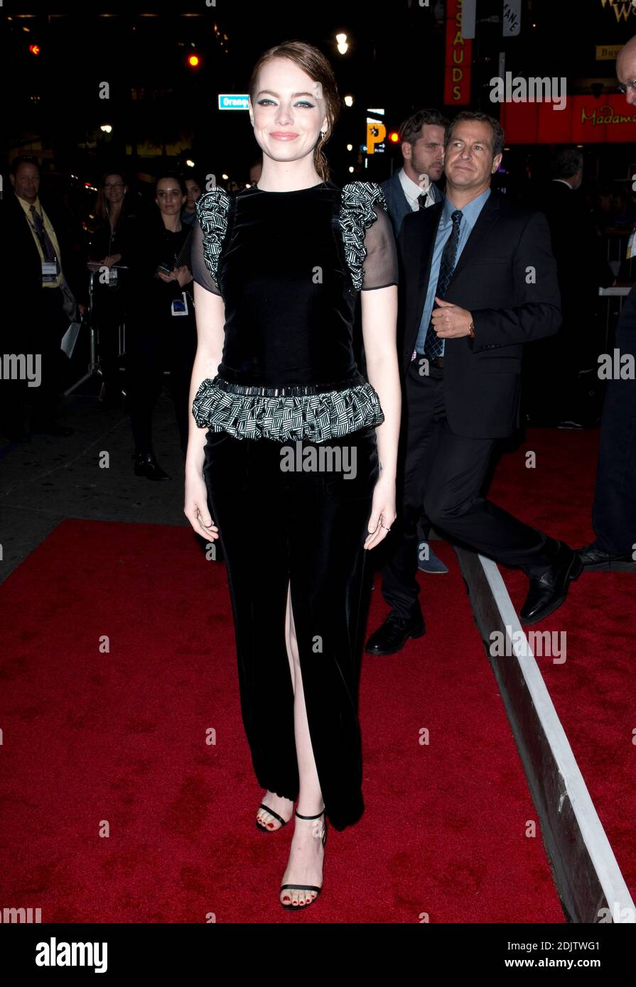 Emma Stone attends the premiere of 'LA LA LAND' at AFI Fest 2016 at The ...