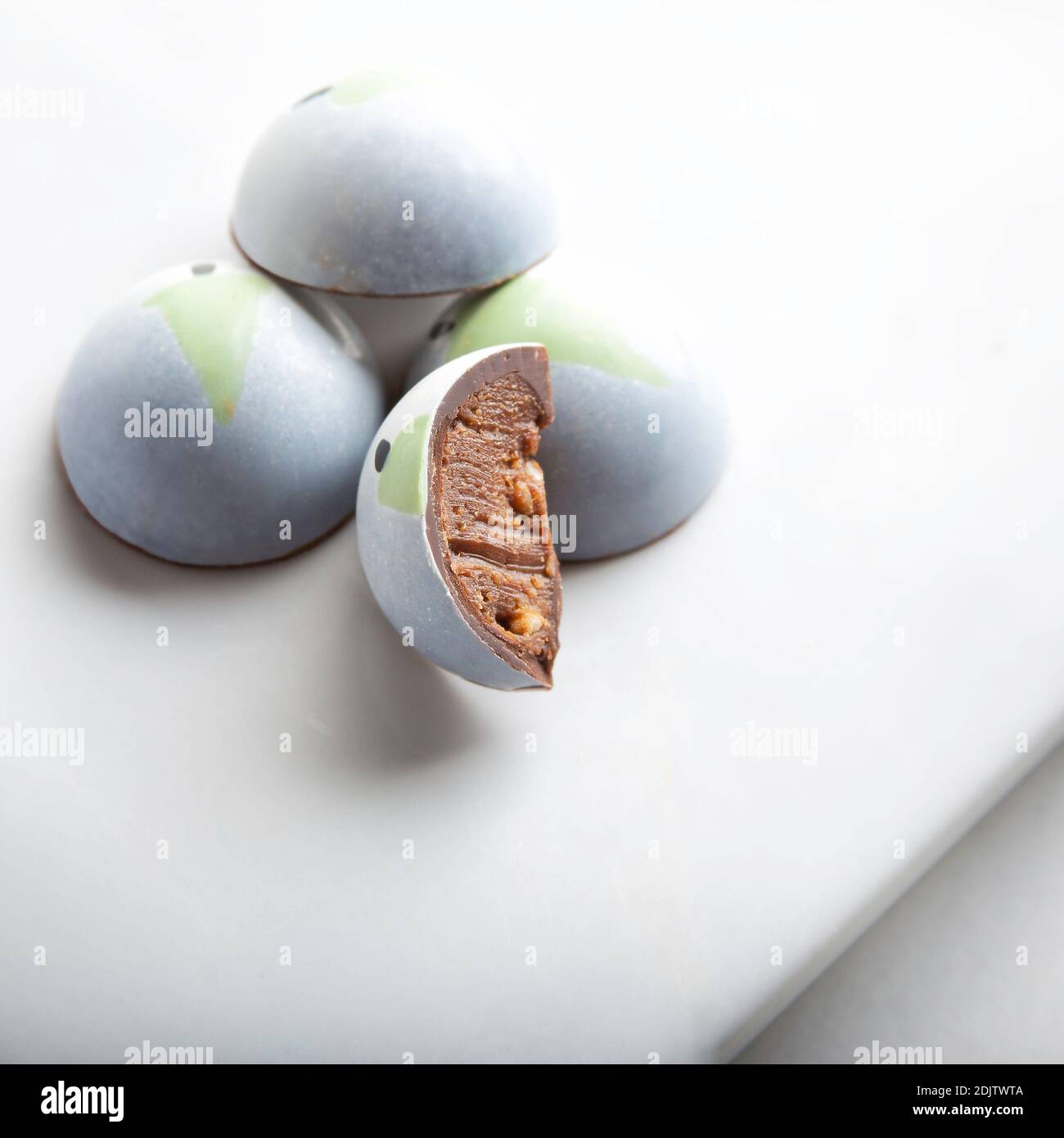 Dome shaped tree hi-res stock photography and images - Alamy