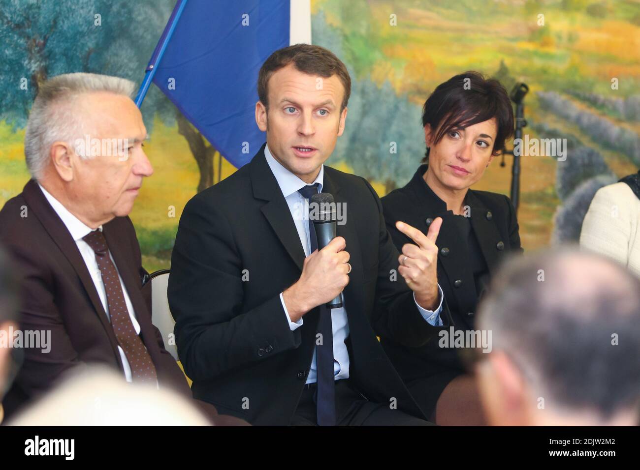 Former French Economy Minister and candidate for the 2017 presidential ...