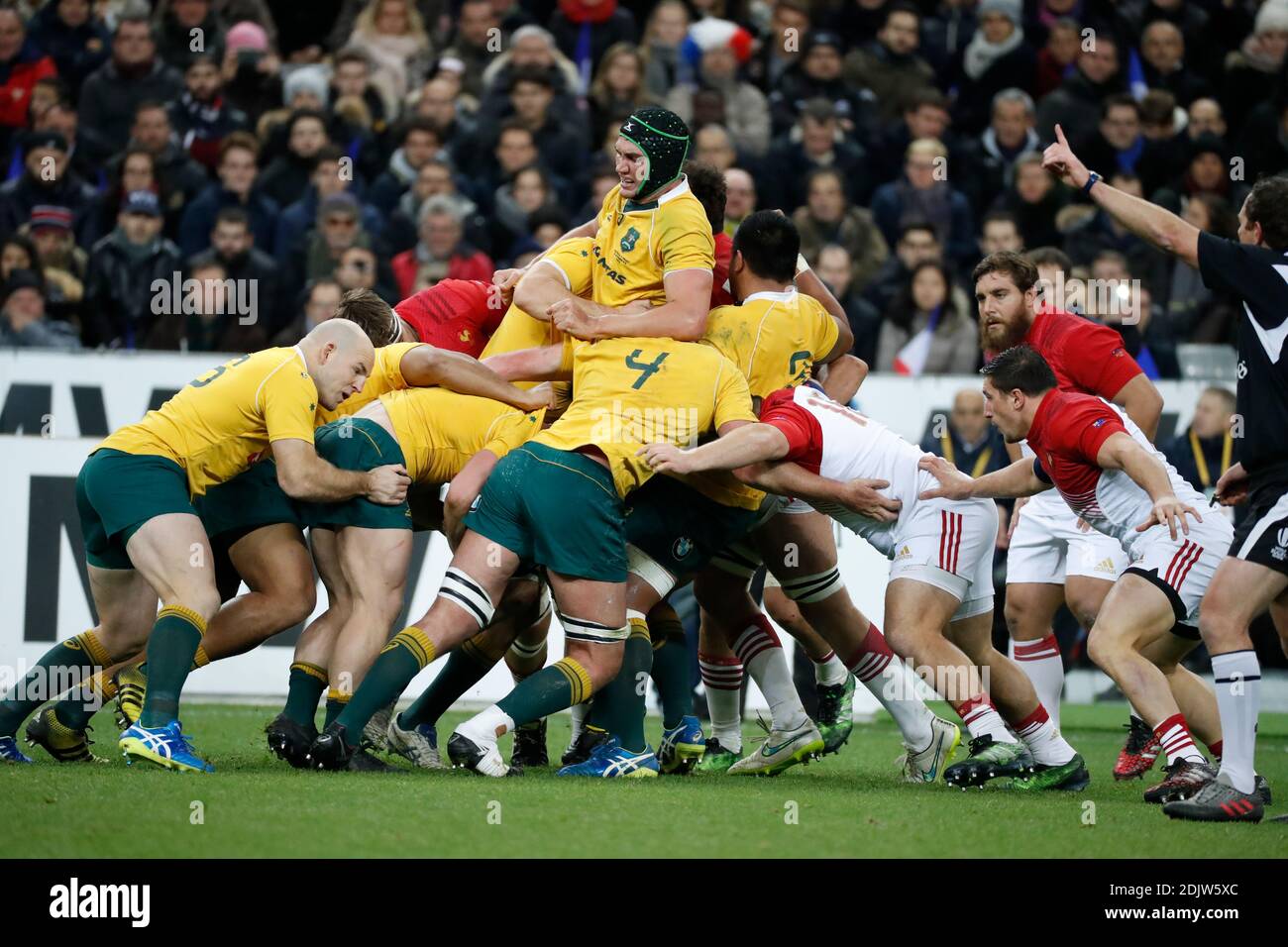 Furious maul during France v Australia Autumn International rugby match ...