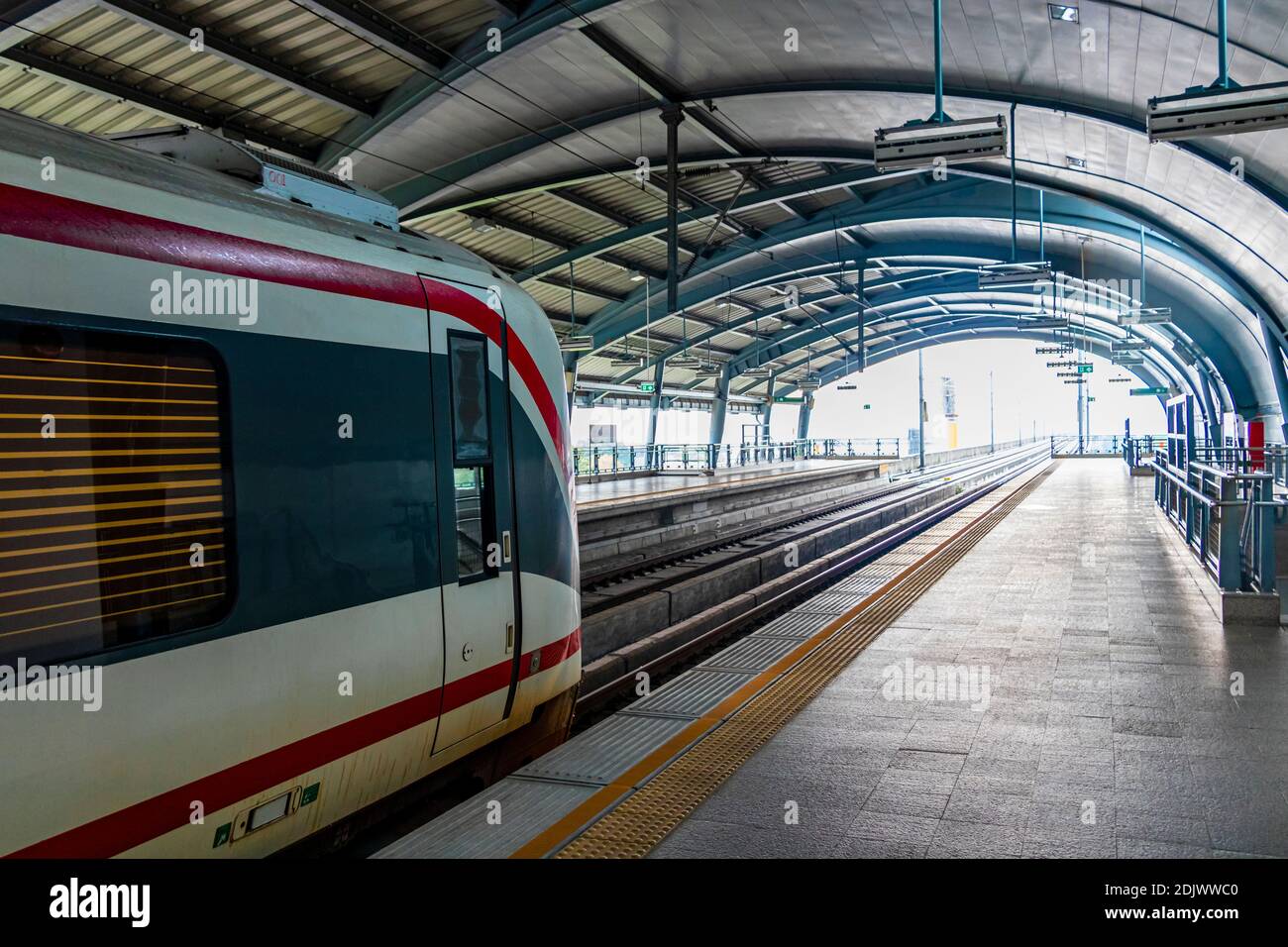 Train metro in the Makkasan station Airport rail link Ratchthewi ...