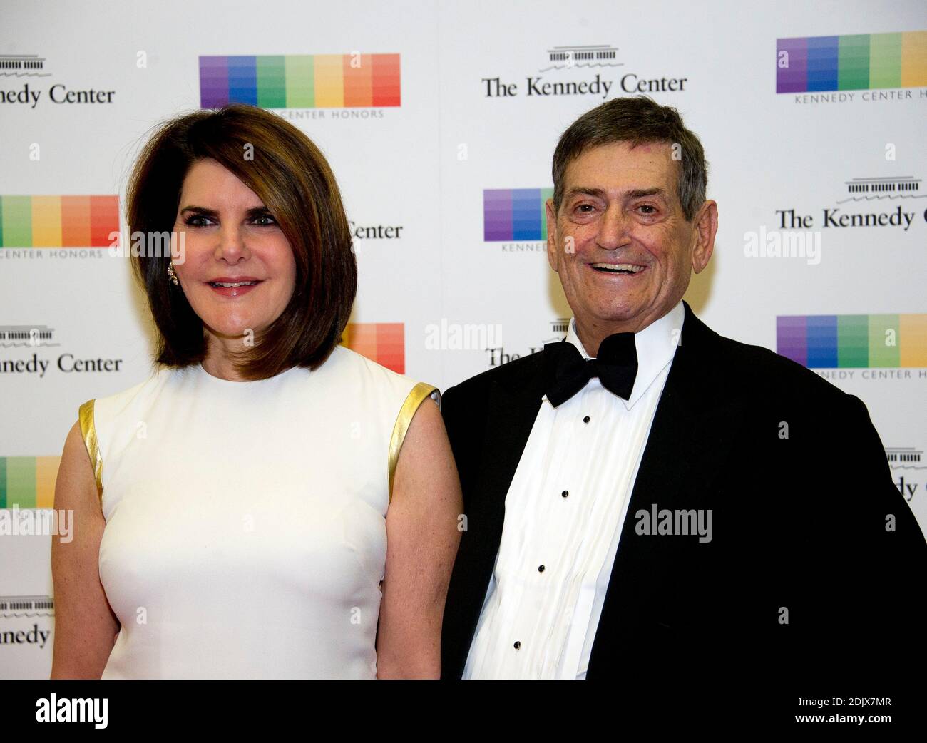 James taylor white house state dinner hi-res stock photography and ...