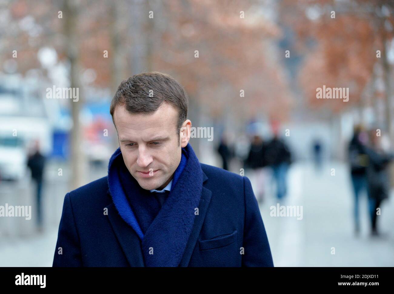 Emmanuel Macron ex-economy French minister who annonced presidential ...