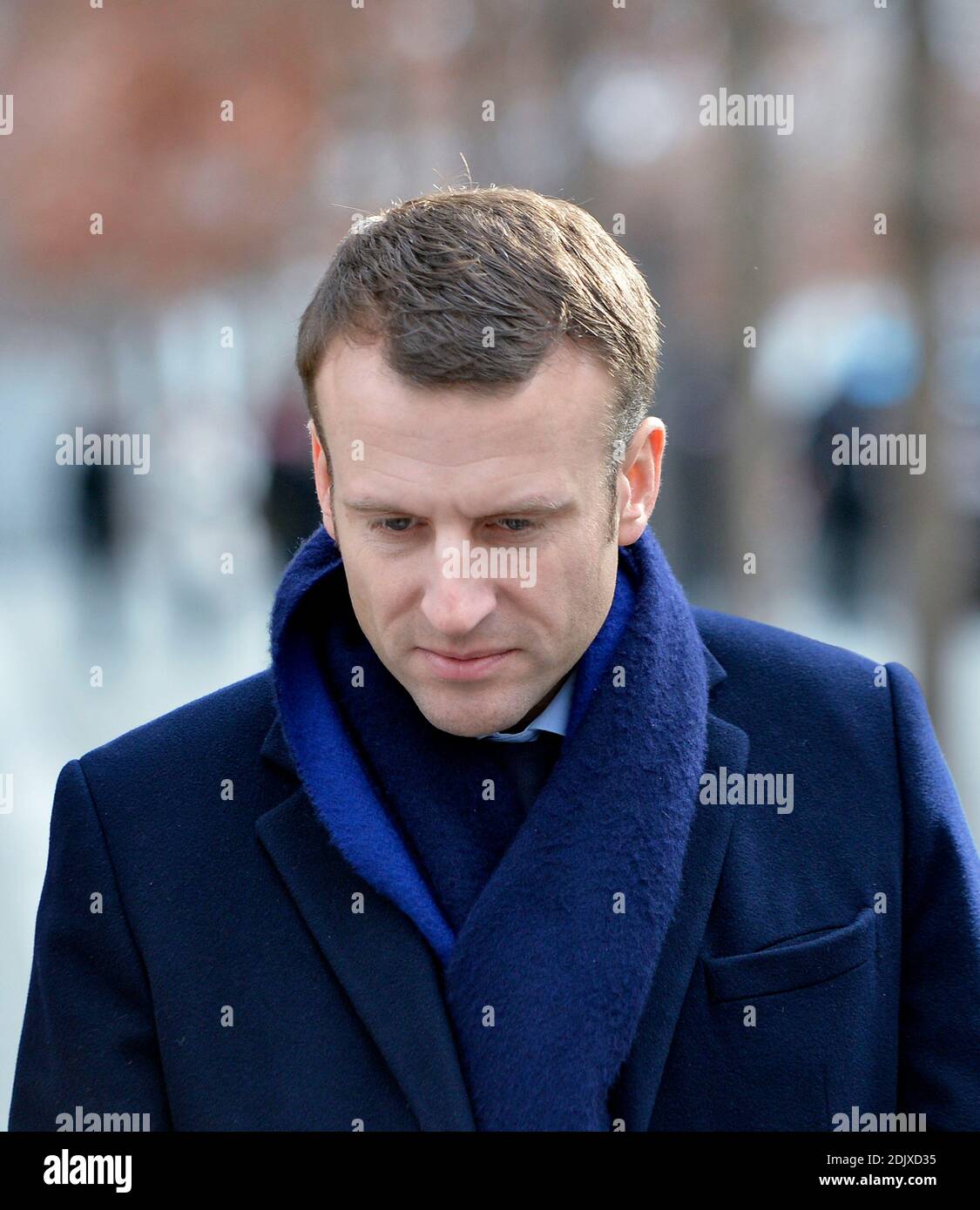 Emmanuel Macron ex-economy French minister who annonced presidential ...