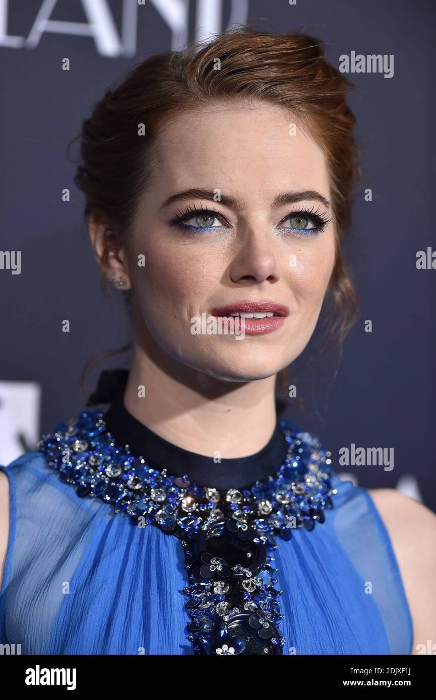 Emma Stone attends the premiere of Lionsgate's 'La La Land' at Mann ...