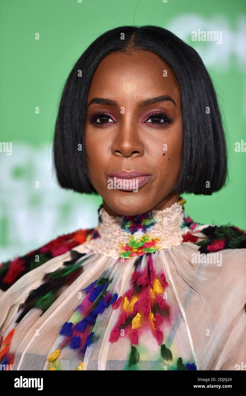 Kelly Rowland attends the premiere of Paramount Pictures' 'Office ...