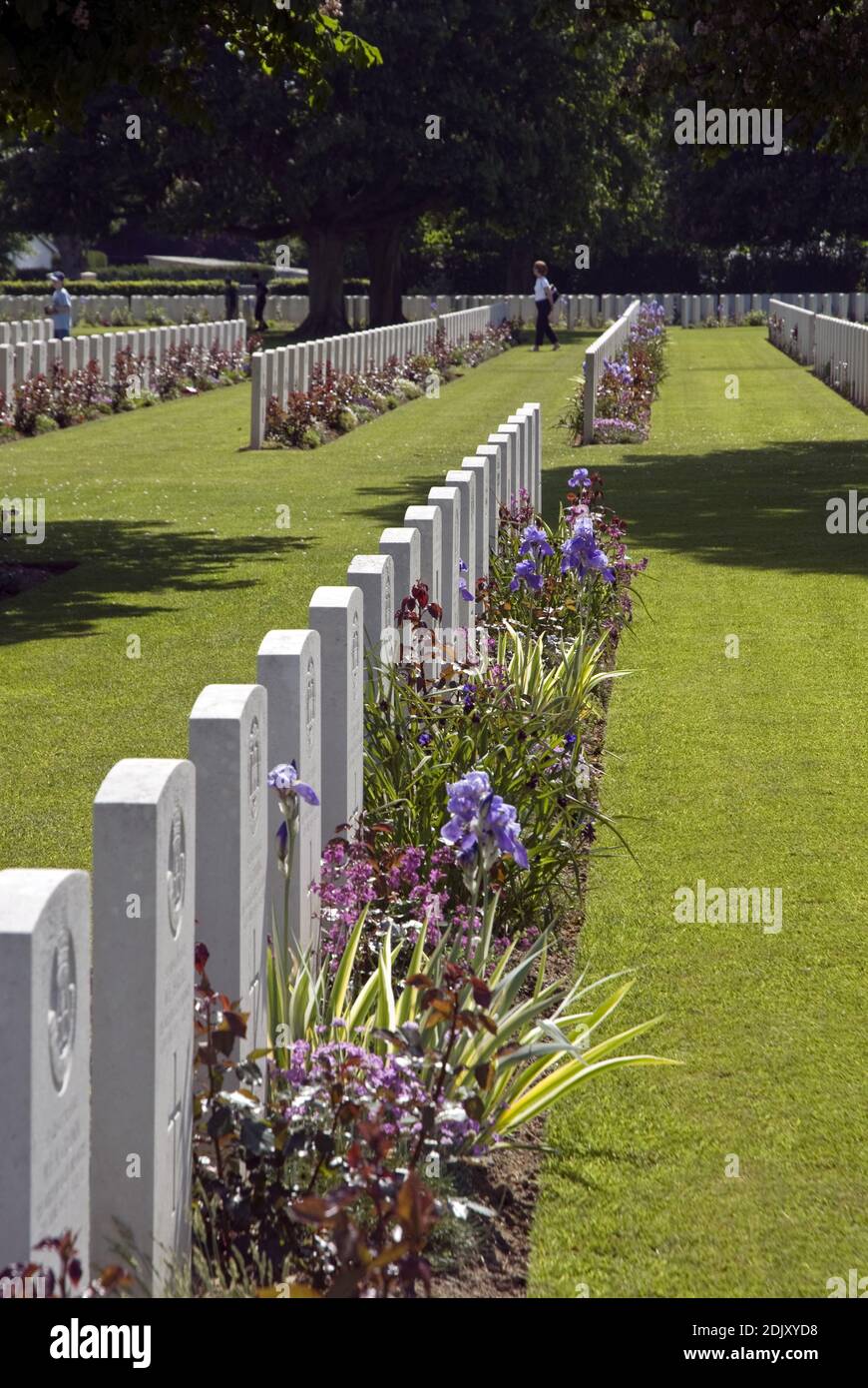 Dead soldier and normandy hi-res stock photography and images - Alamy