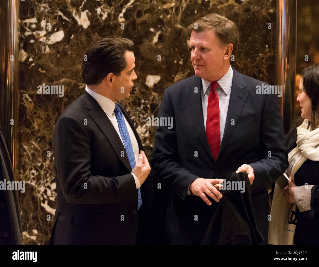 Anchor for cnbc hi-res stock photography and images - Alamy