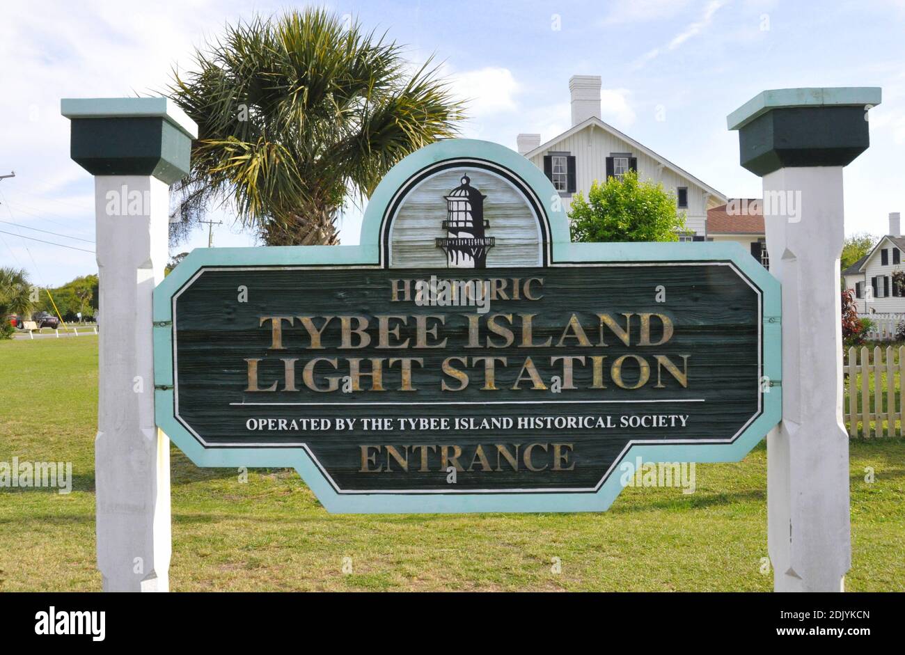 Tybee Island, Georgia, U.S.A - November 5, 2016 - The entrance sign ...