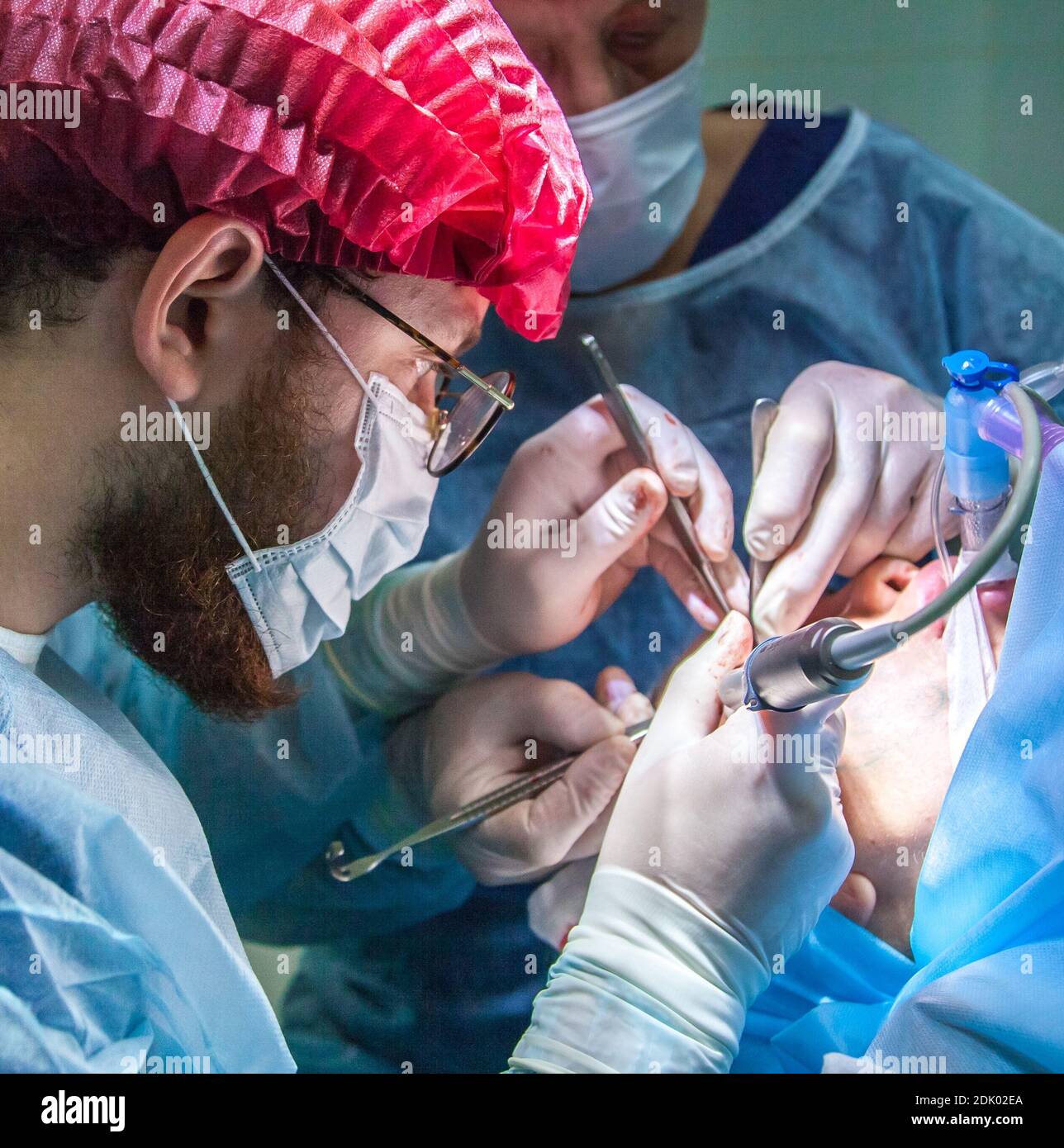 Hospital operations medical doctors Stock Photo - Alamy