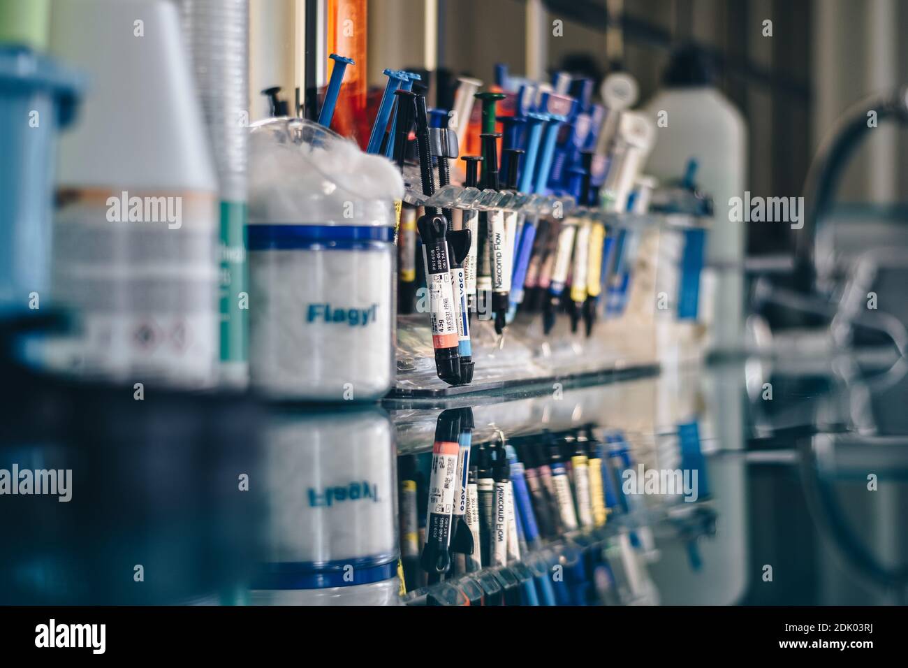 Hospital operations medical doctors Stock Photo - Alamy