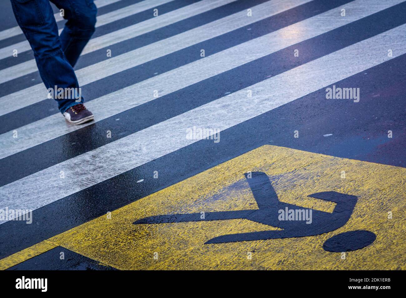 Crossroad Crosswalk High Resolution Stock Photography and Images - Alamy