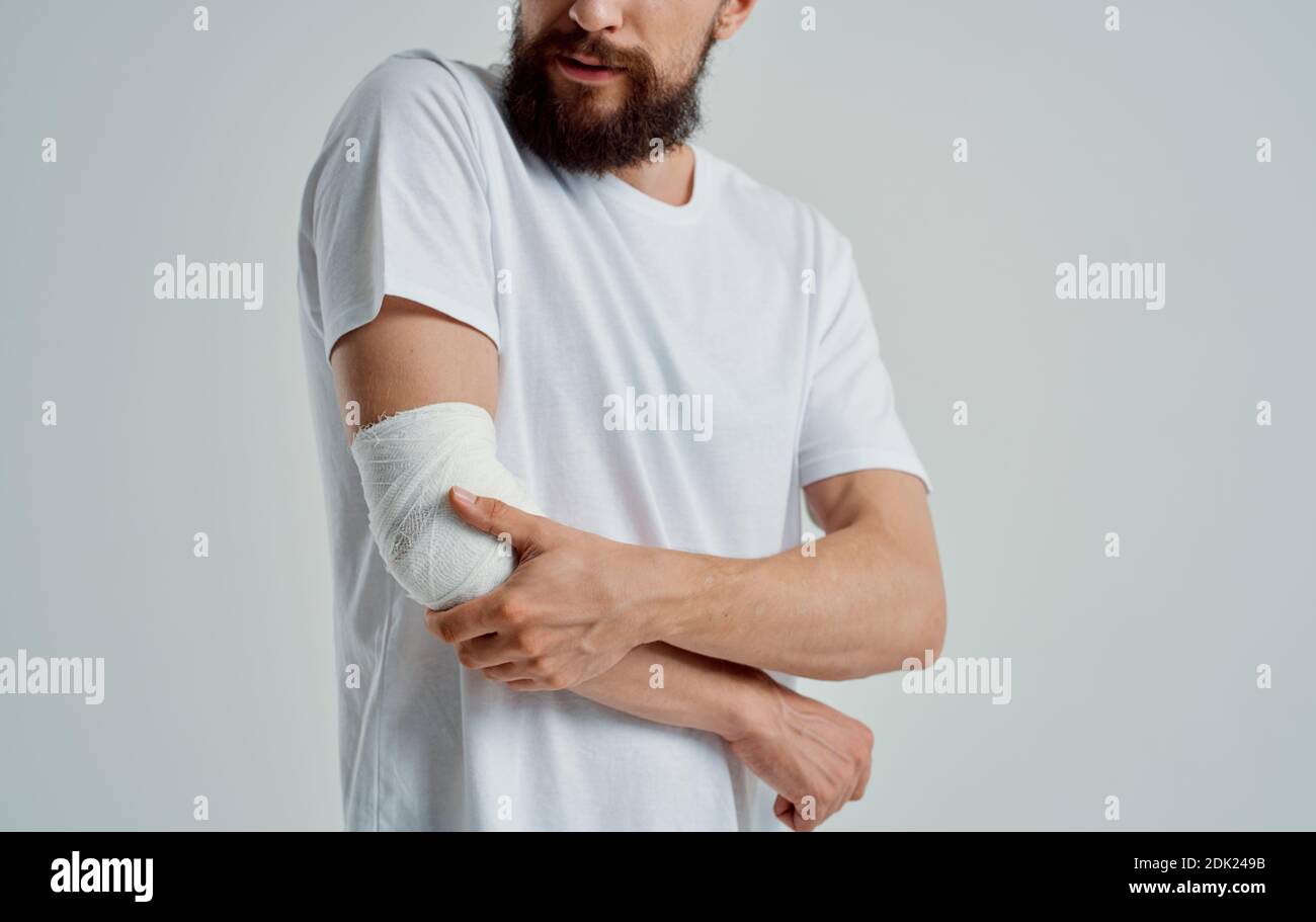 Arm bandaging hi-res stock photography and images - Alamy