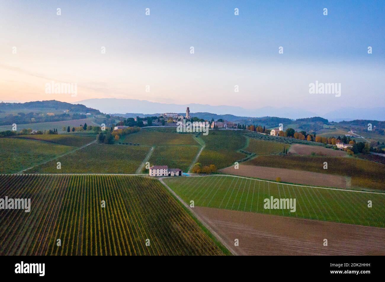 Italy castle susegana hi-res stock photography and images - Alamy