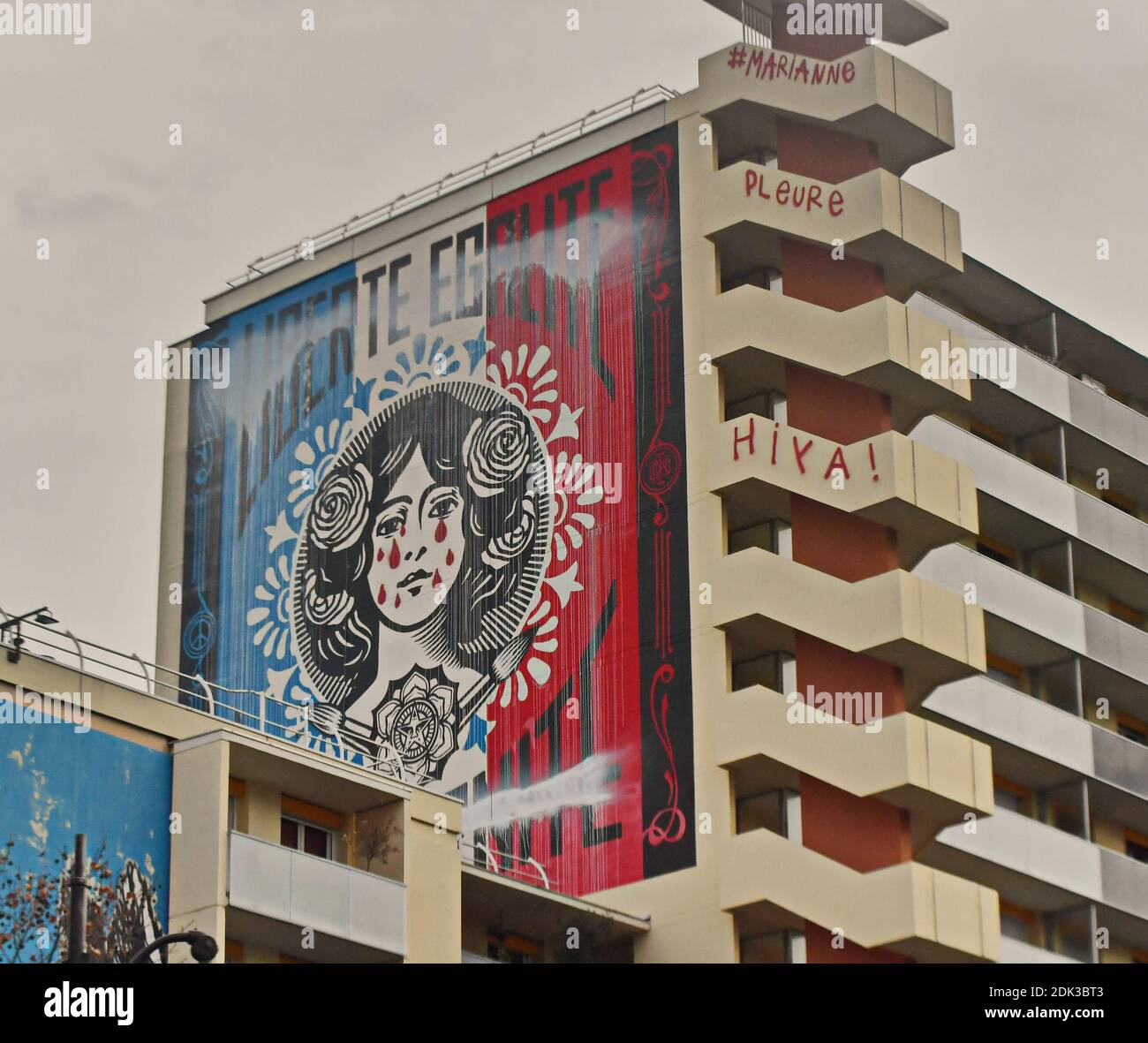 A 10-meter-tall image of Marianne, which started as a gift to the city ...