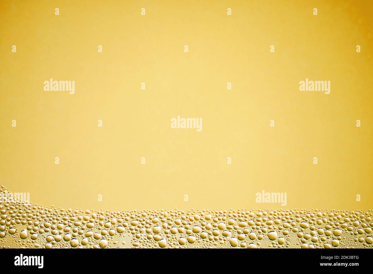 Orange soda bubbles texture hi-res stock photography and images - Alamy