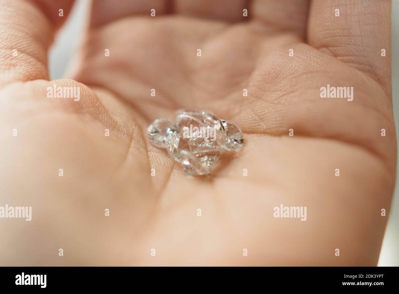 Hand palm diamonds hi-res stock photography and images - Alamy
