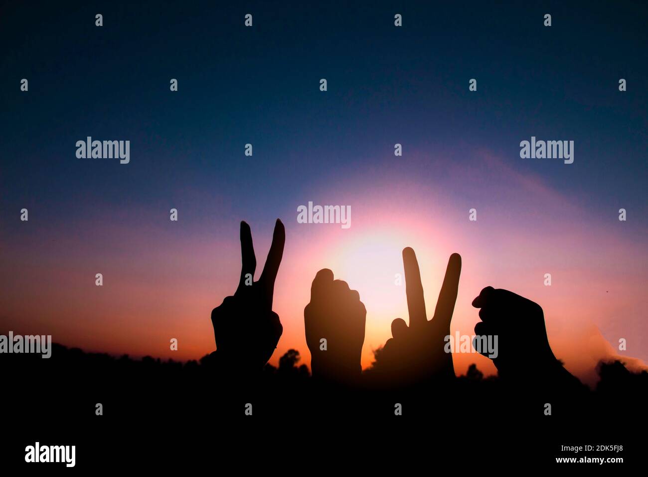 V sign with arms hi-res stock photography and images - Alamy