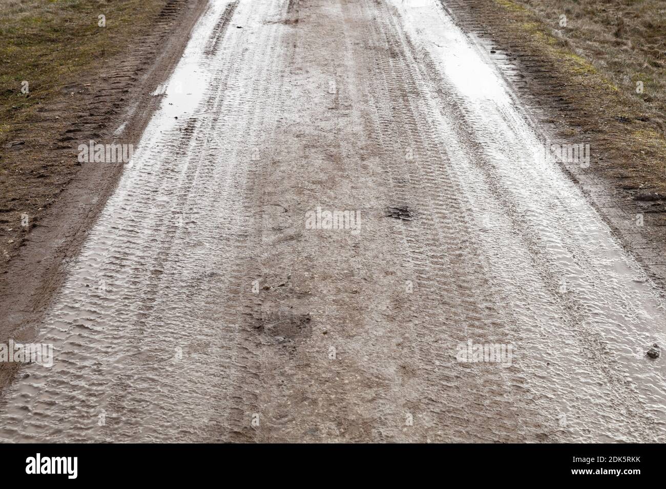 Road tracks rough ground hi-res stock photography and images - Alamy