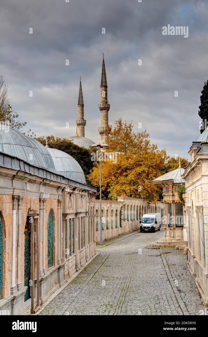 Eyup sultan square hi-res stock photography and images - Alamy