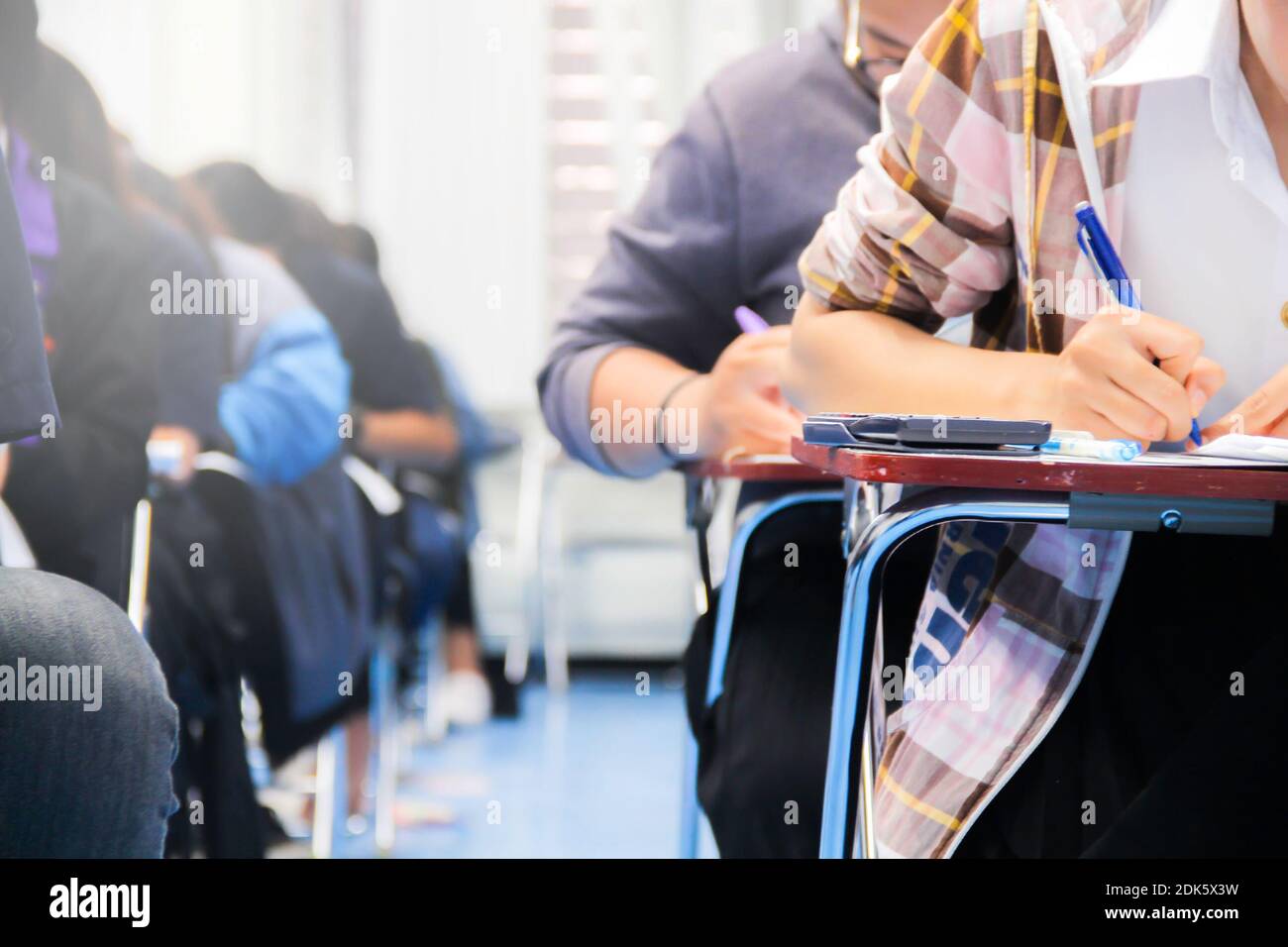 Quiz competition hi-res stock photography and images - Alamy