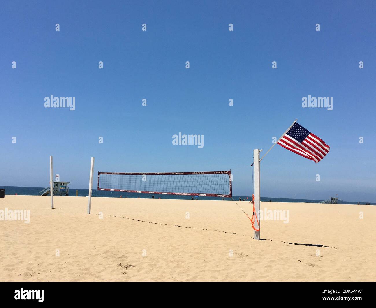 Manhattan beach lifeguard hi-res stock photography and images - Alamy