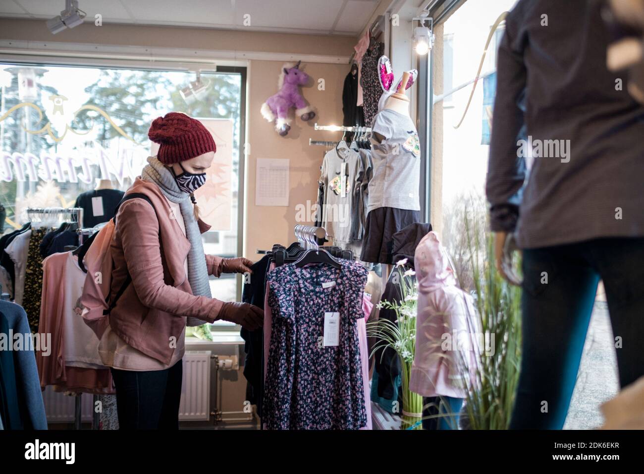 Clothes mask hi-res stock photography and images - Alamy