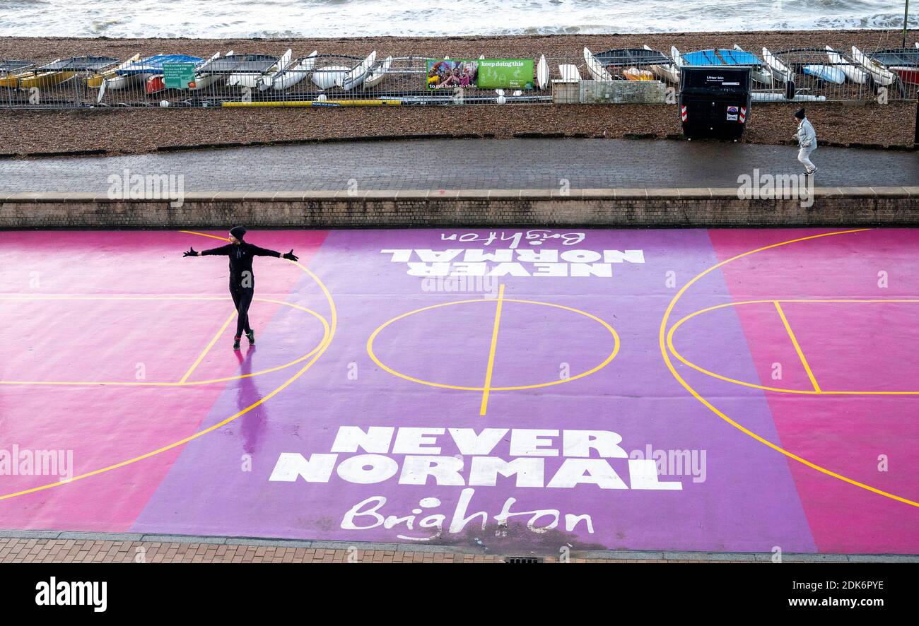 Basketball court brighton hi-res stock photography and images - Alamy