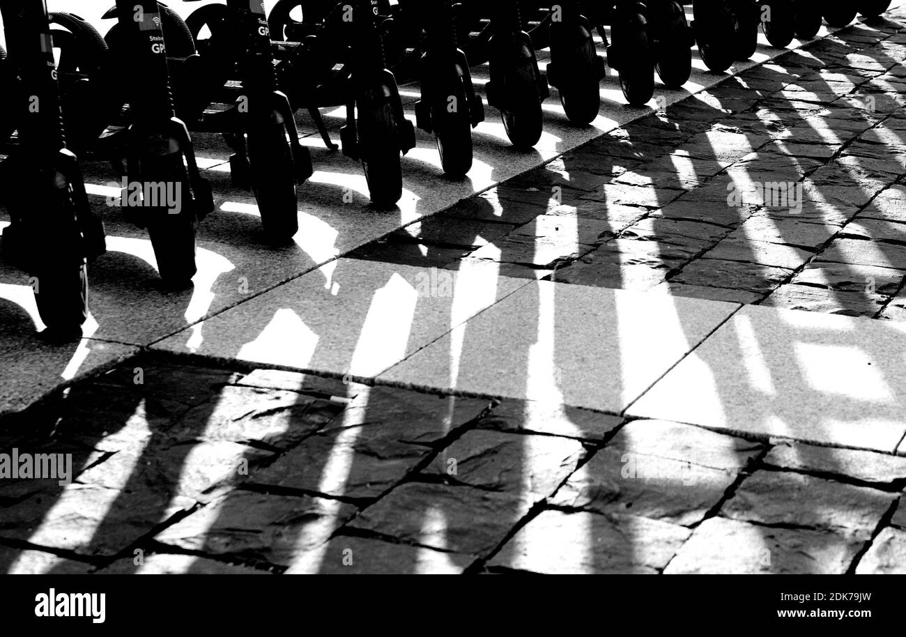 White crossing hi-res stock photography and images - Alamy