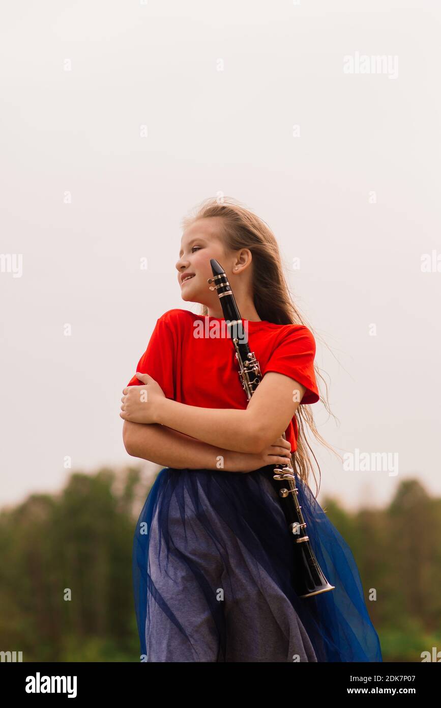 Ebony flute hi-res stock photography and images - Alamy