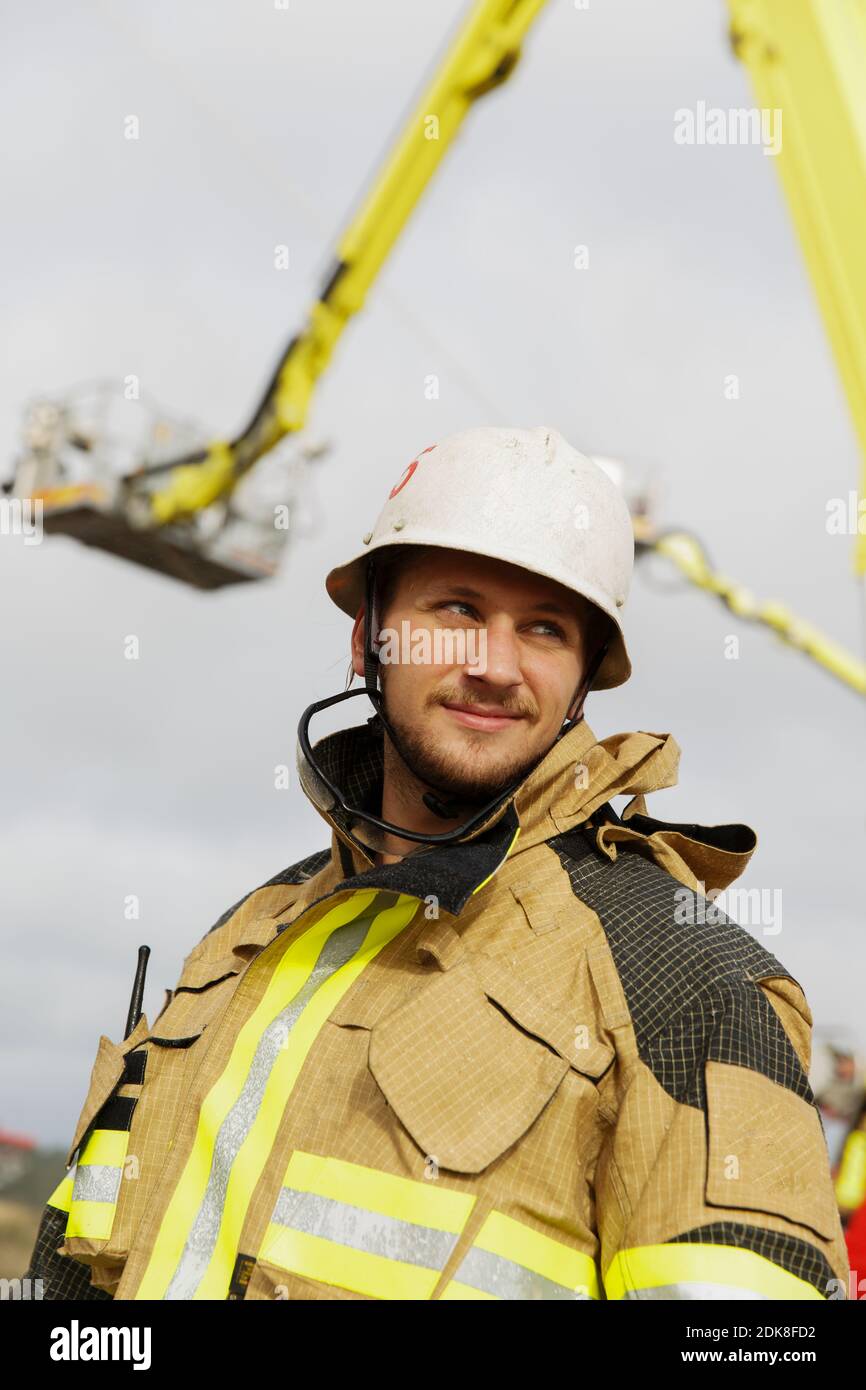 Fire fighter fire engine hi-res stock photography and images - Alamy