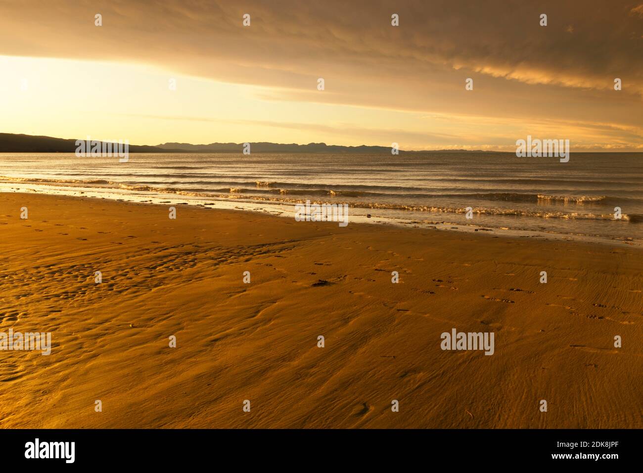 Sunset at Pohara Beach, Golden Bay, Tasman, South Island, New Zealand ...