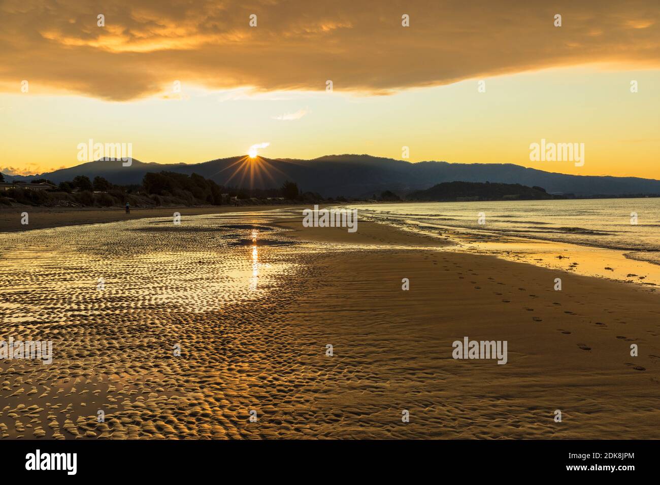 Sunset at Pohara Beach, Golden Bay, Tasman, South Island, New Zealand ...