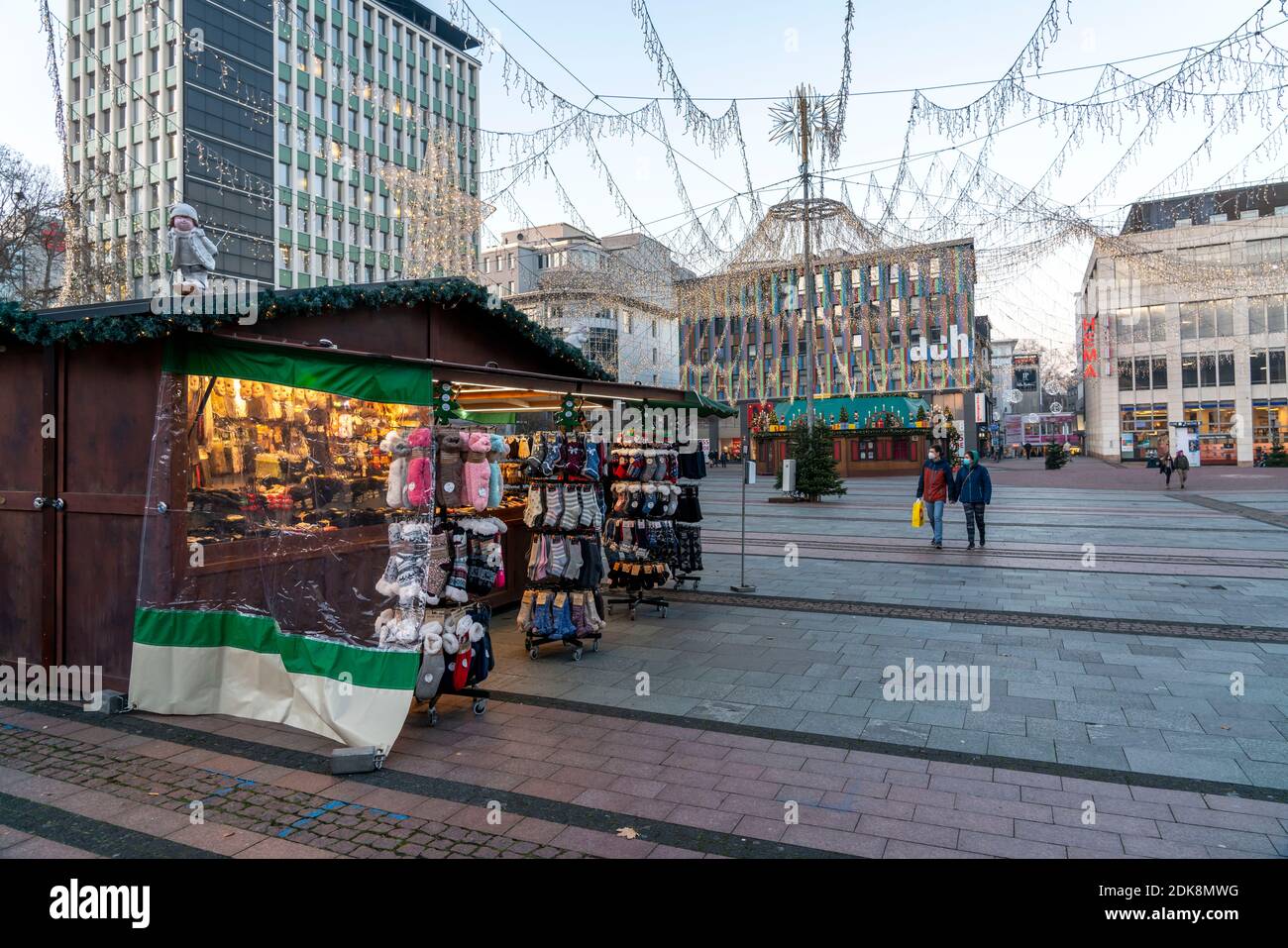 The Christmas market in Essen, Kennedyplatz, partly already set up ...