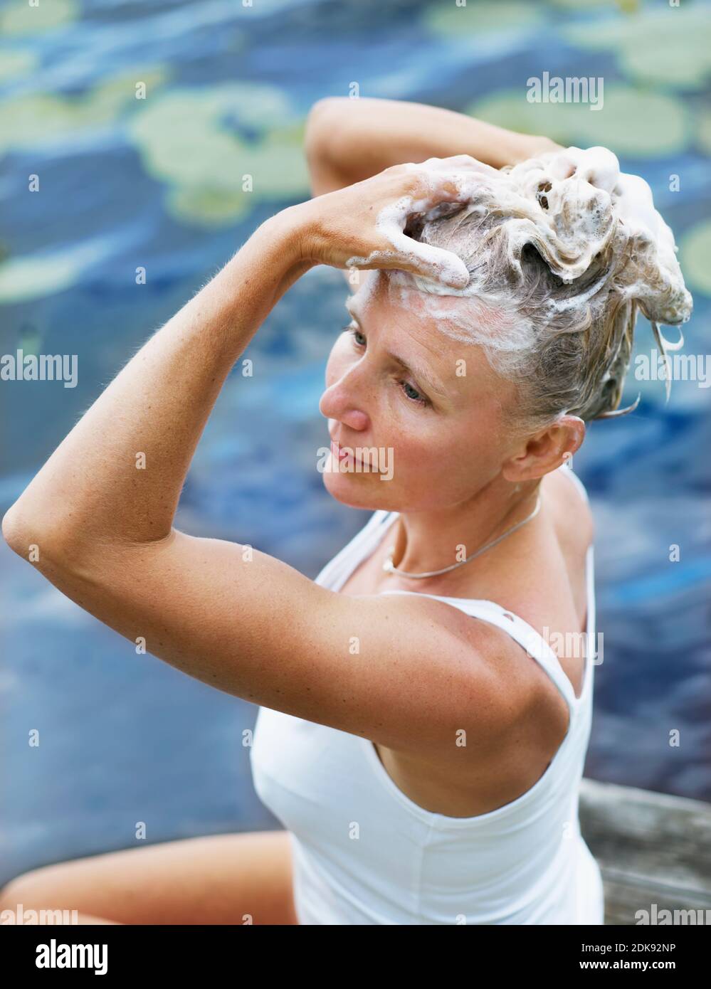 Hair wash hi-res stock photography and images - Alamy
