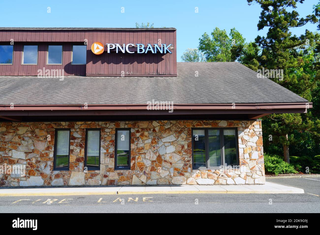 Pnc bank building hi-res stock photography and images - Alamy