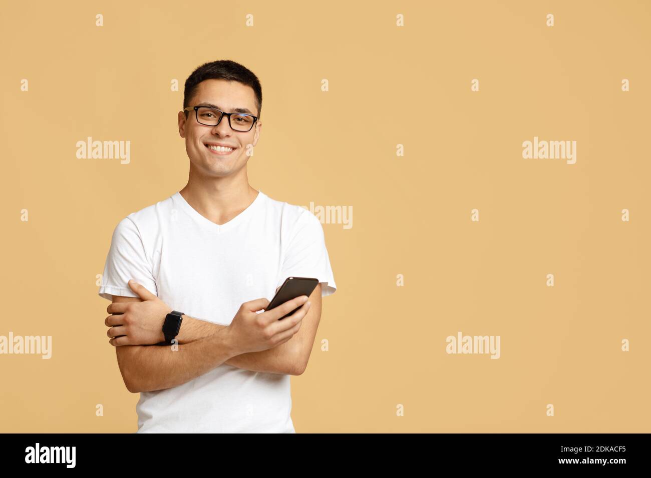 Modern communication hi-res stock photography and images - Alamy