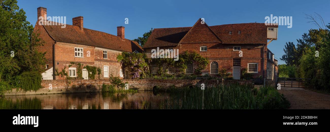 EAST BERGHOLT, SUFFOLK, UK - MAY 18, 2008: Panorama view of Flatford ...