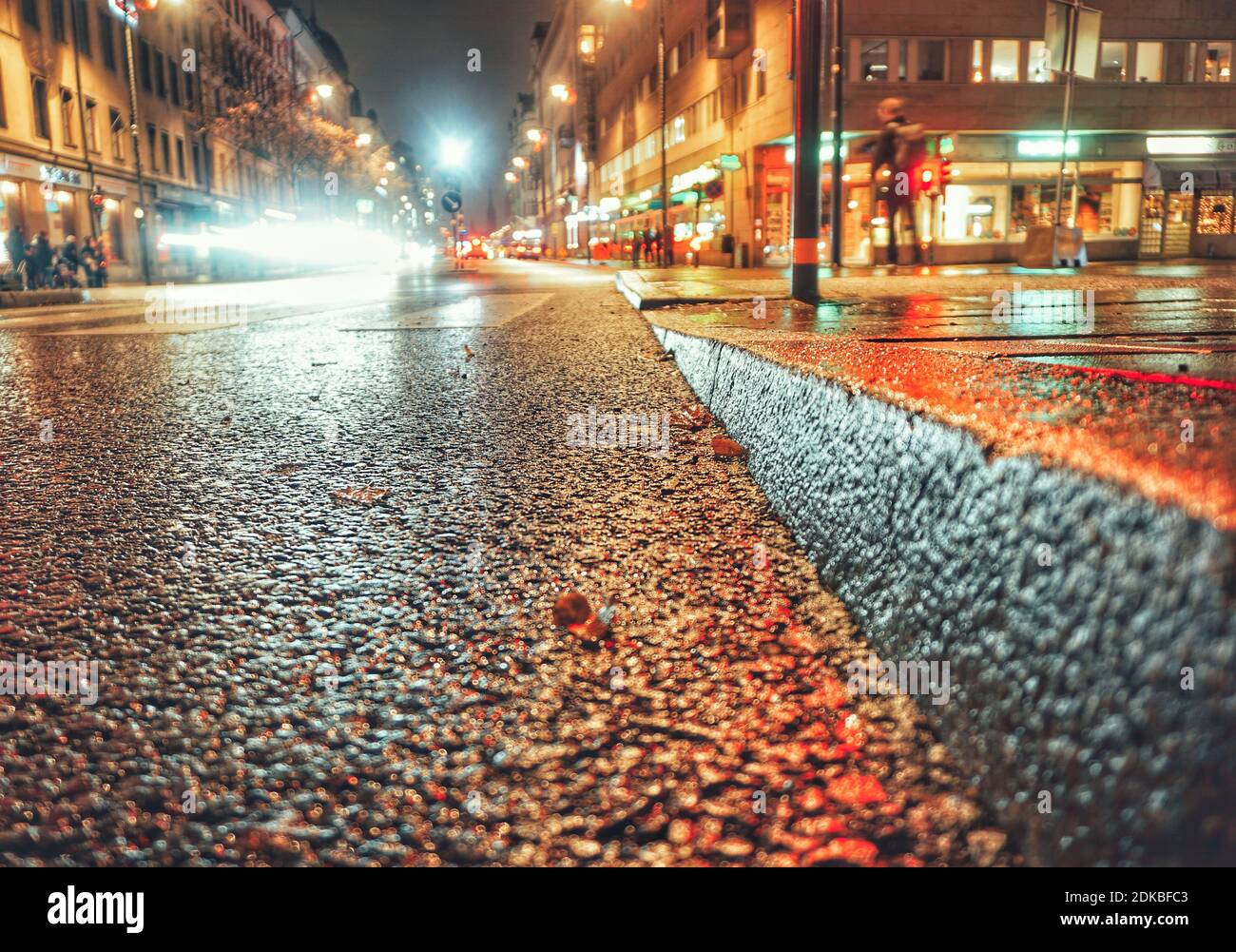 Cityscape street level hi-res stock photography and images - Alamy