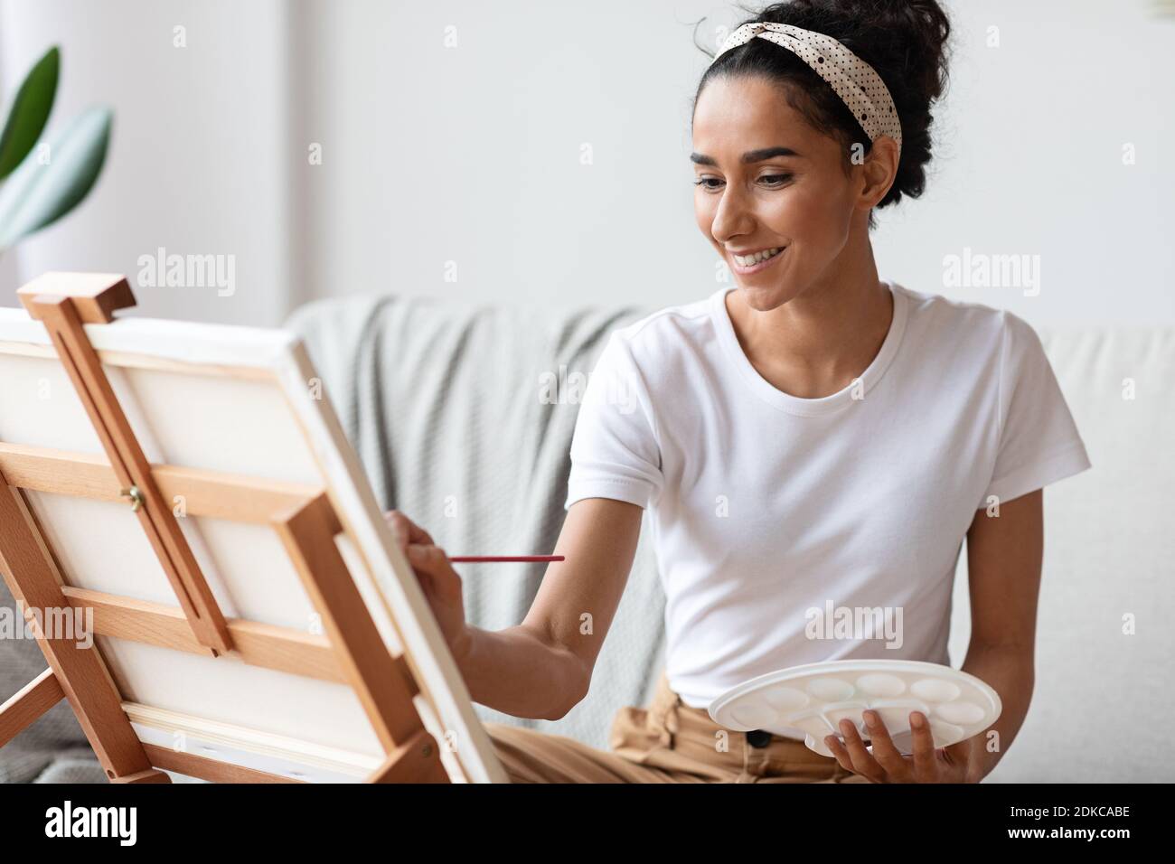 Closeup of female artist drawing at home Stock Photo - Alamy