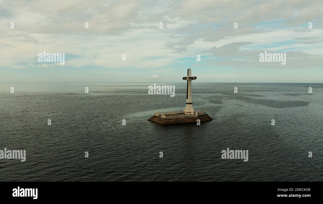 Underwater cemetery hi-res stock photography and images - Alamy