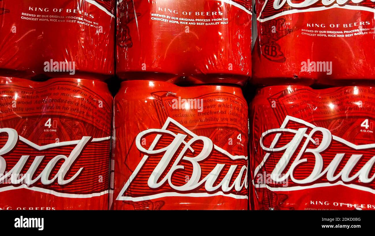 Budweiser beer cans pac in store Stock Photo - Alamy