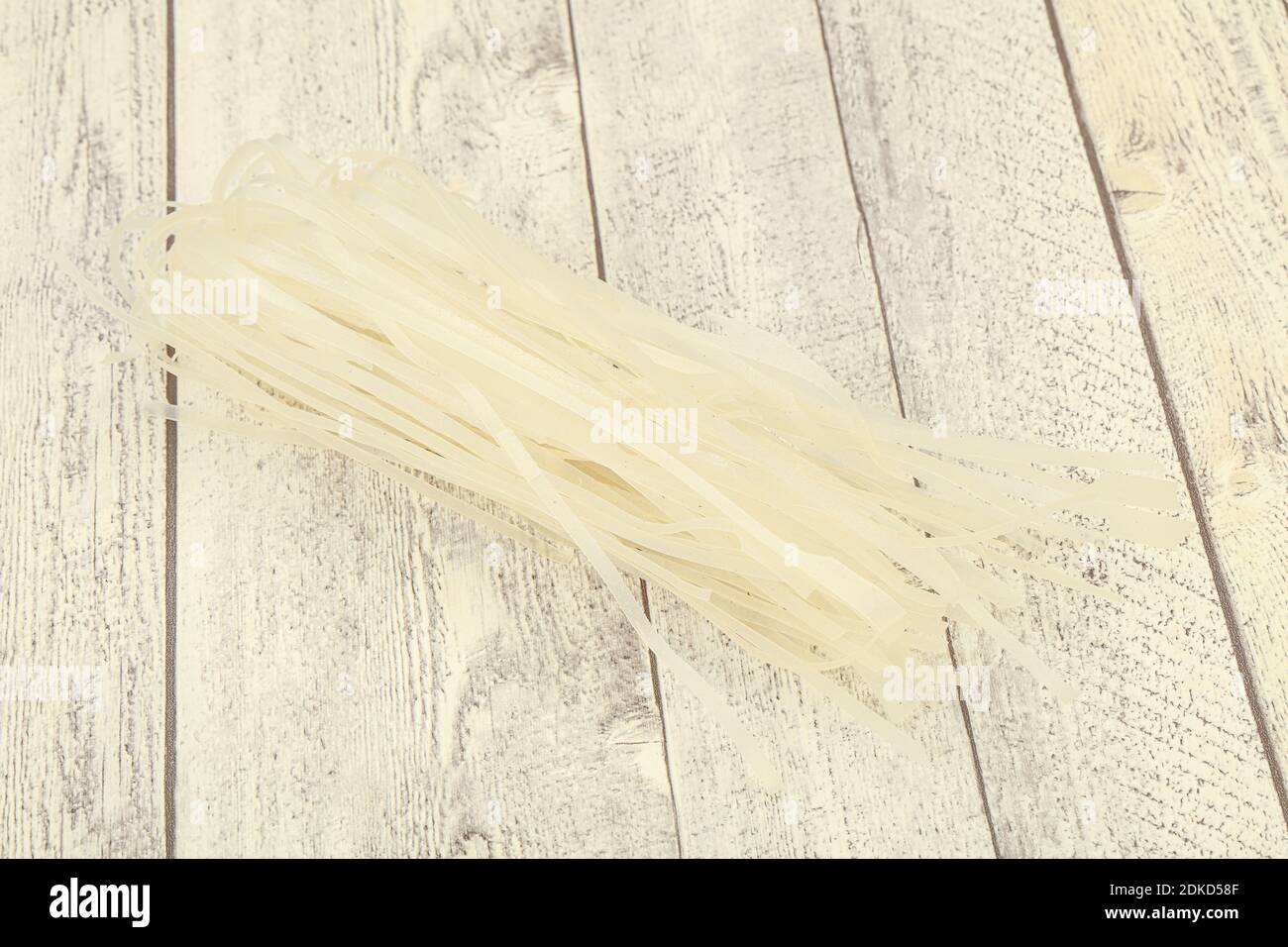 Dry rice noodle ready for cooking Stock Photo - Alamy