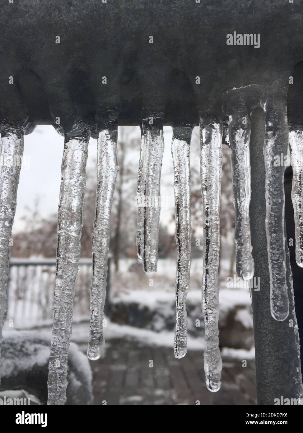 Water melting snow on metal hi-res stock photography and images - Alamy