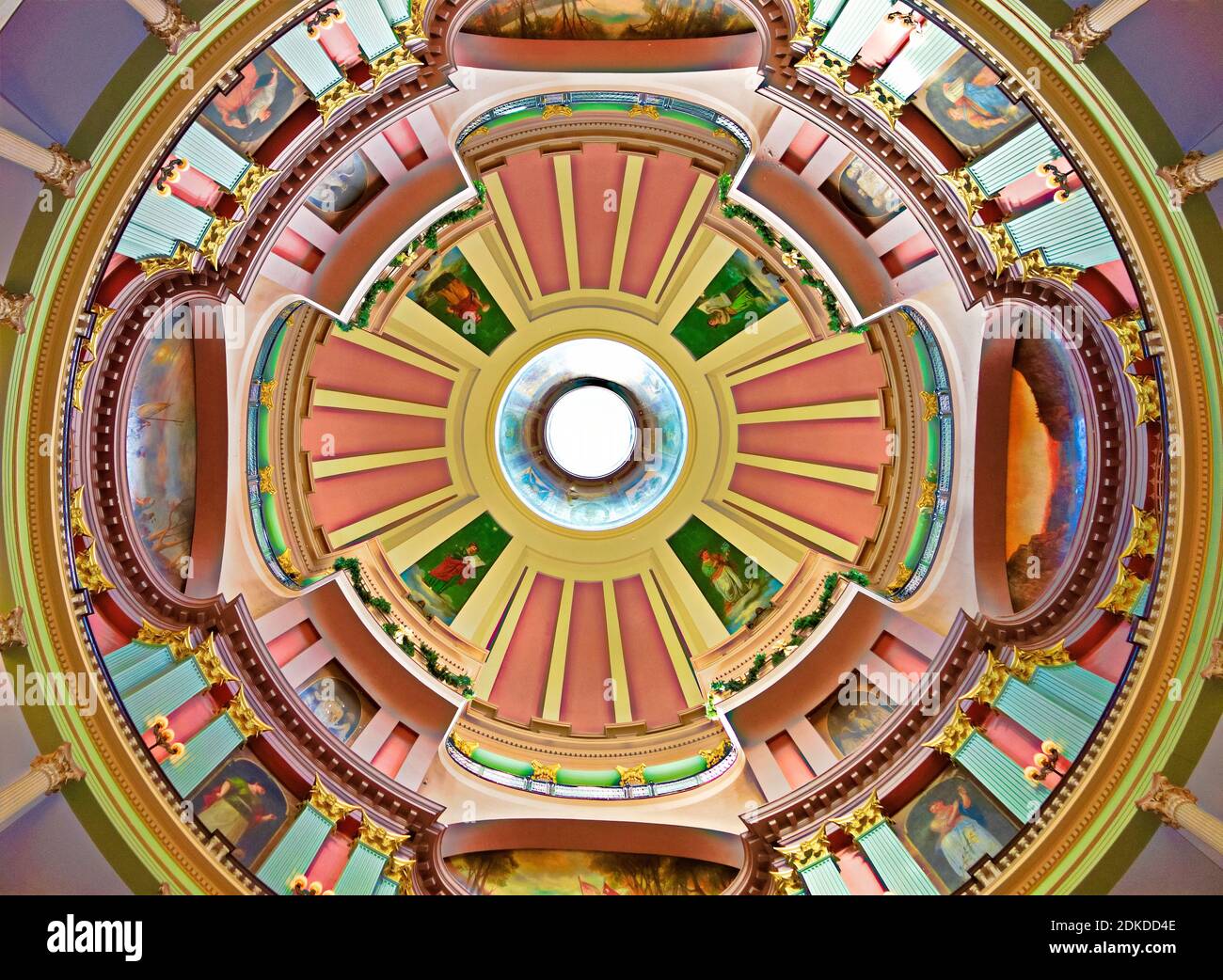 Ceiling view inside the Old Courthouse of Saint Louis Stock Photo - Alamy