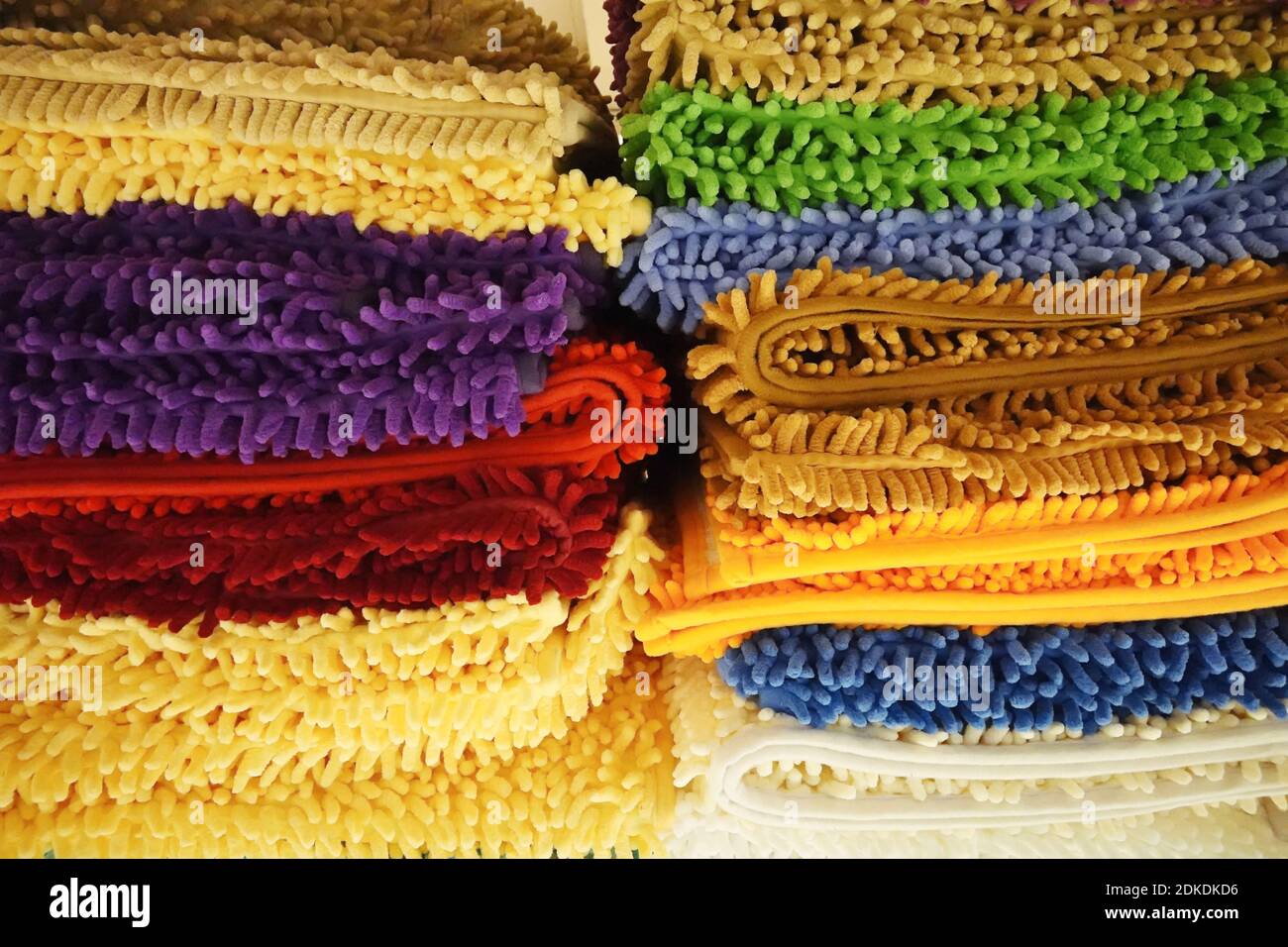 Stacking mats hi-res stock photography and images - Alamy