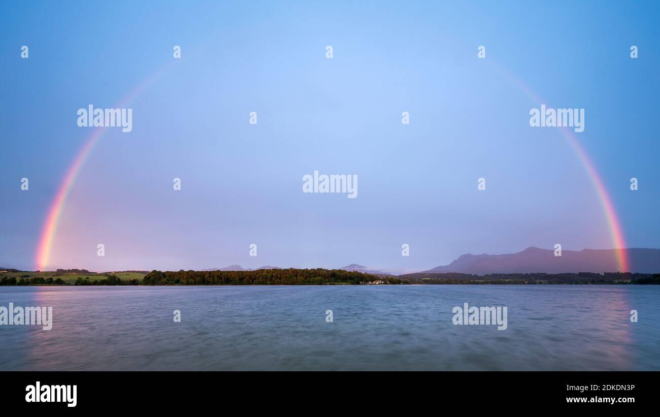 Big rainbow hi-res stock photography and images - Alamy