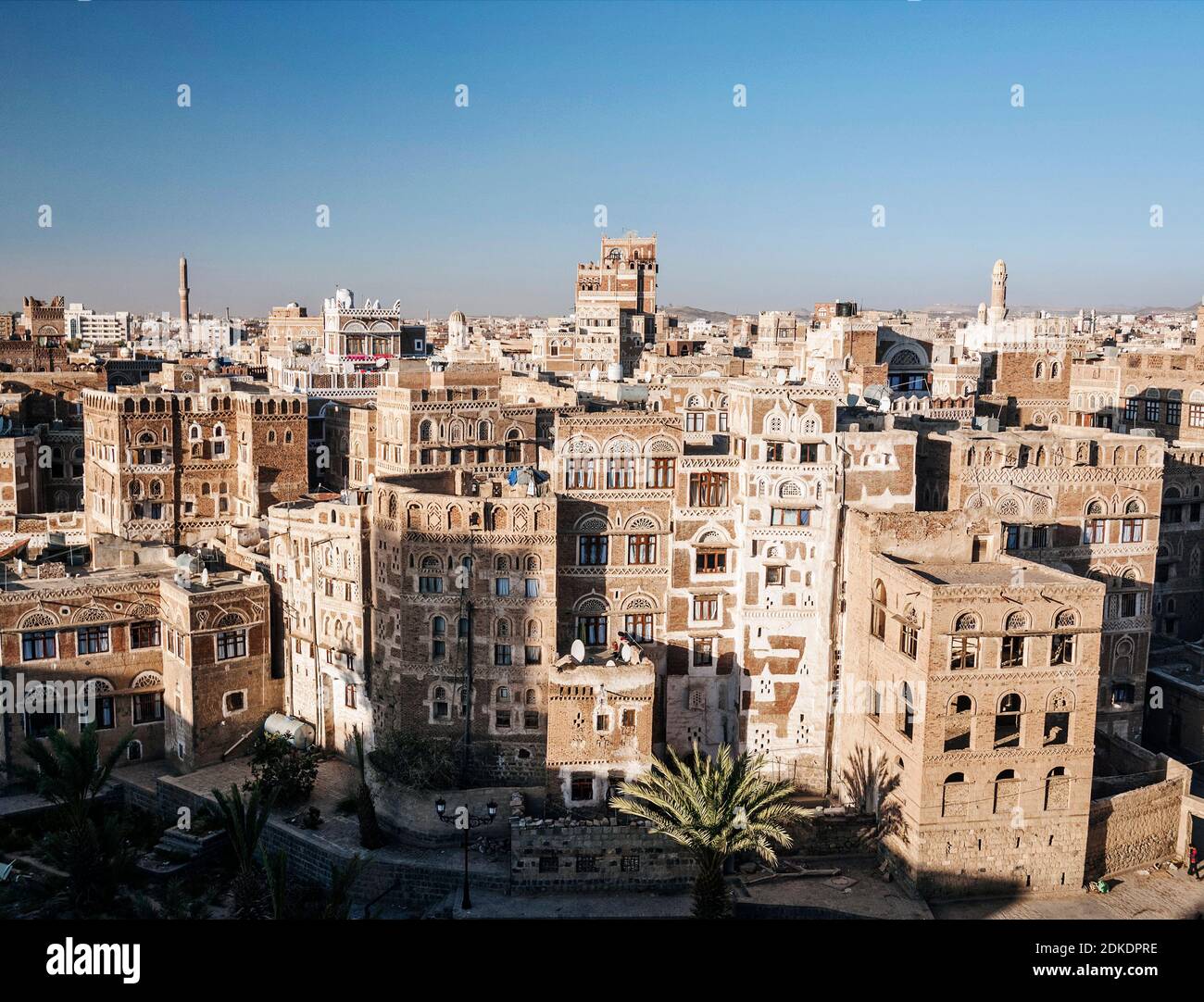 Sanaa typical buildings hi-res stock photography and images - Alamy