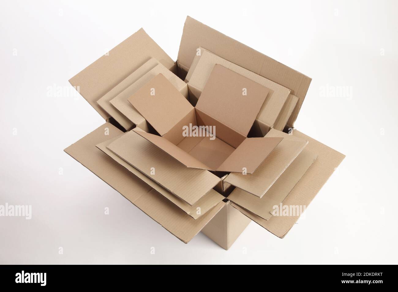 Layers corrugated cardboard hi-res stock photography and images - Alamy